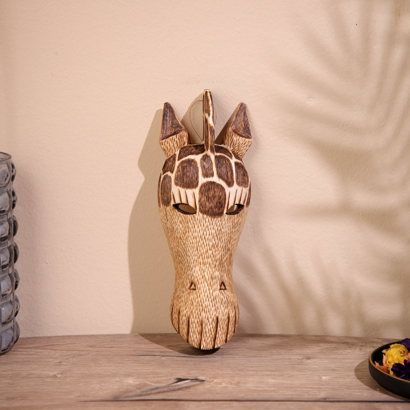 Маска "Жираф", 27 см, дерево, размер упаковки: 5 x 27.2 x 10 см.