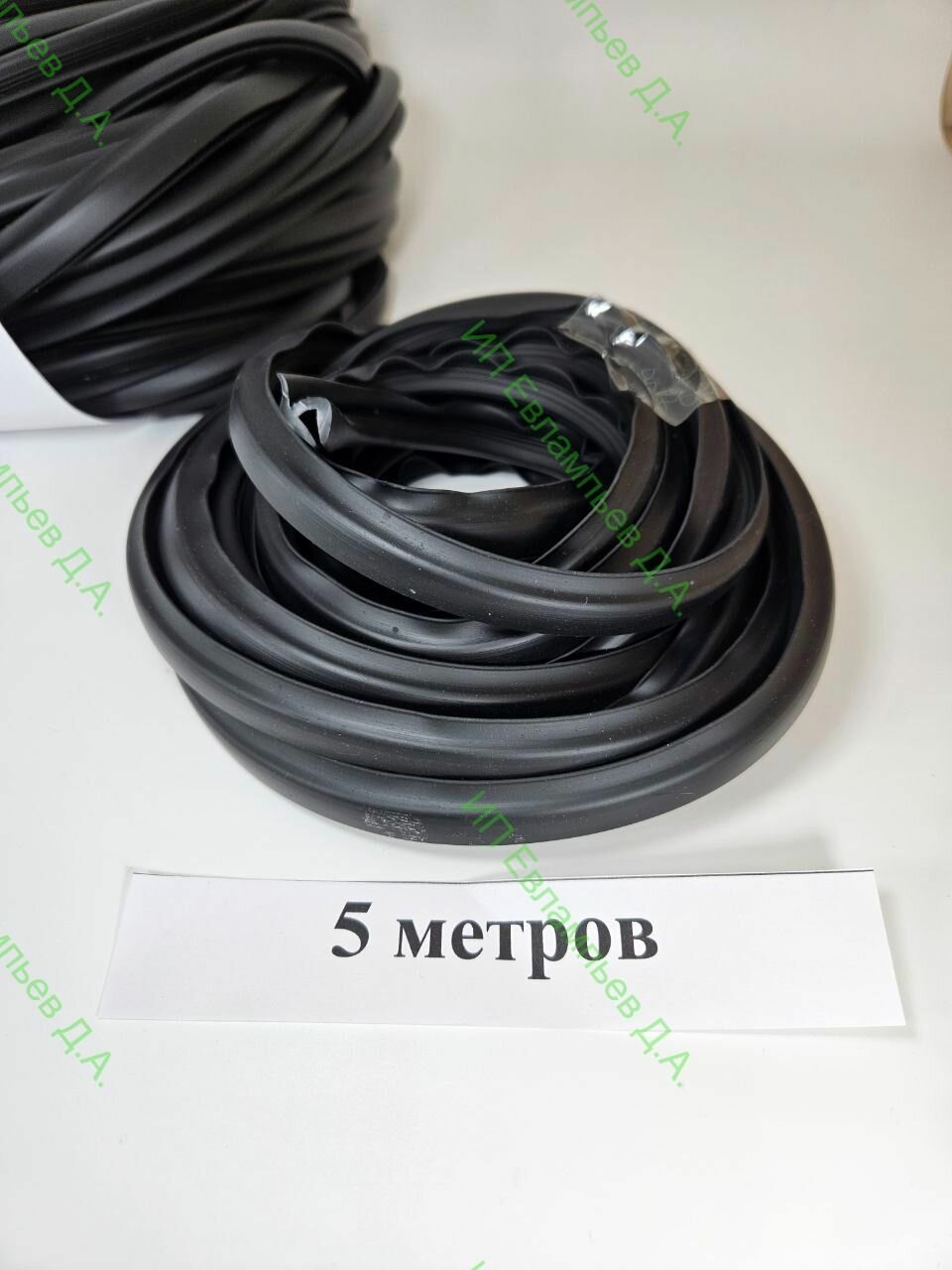 Уплотнитель кромки лобового или заднего стекла/молдинг для автомобиля Лепесток (Л1)