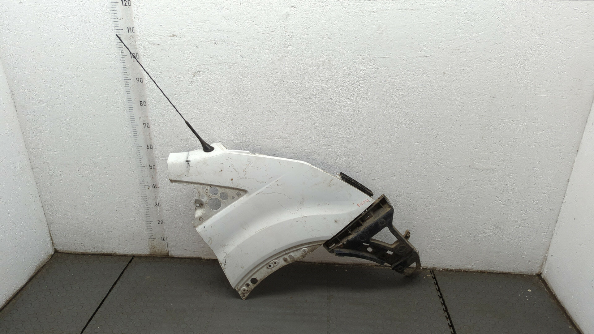 Крыло правое переднее Ford Transit Б/У