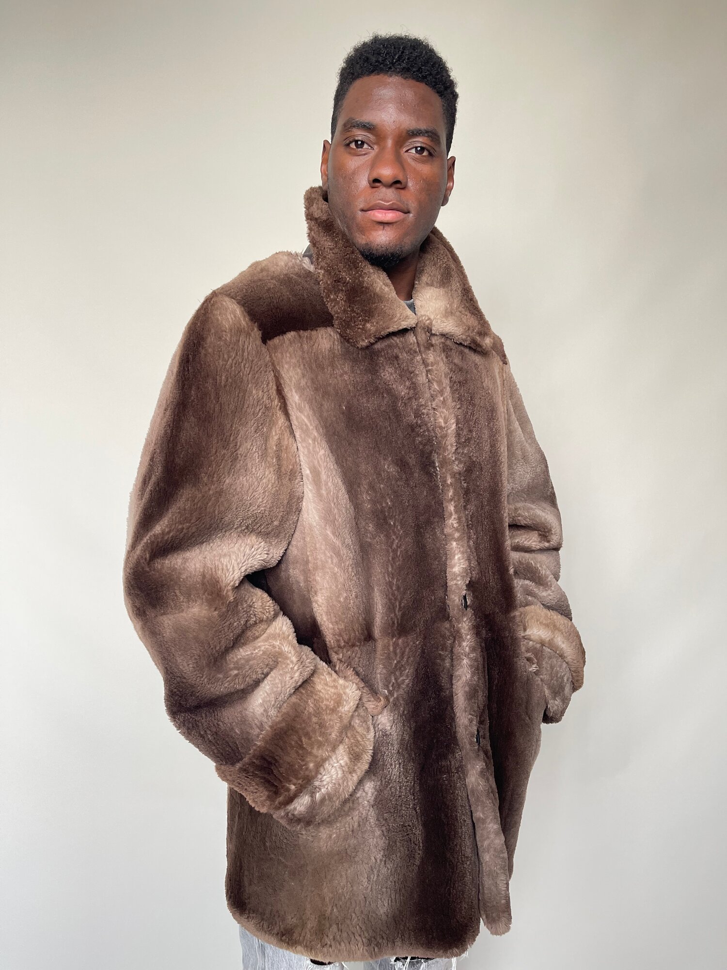 Шуба мужская из меха бобрика р.54-56 /12027/