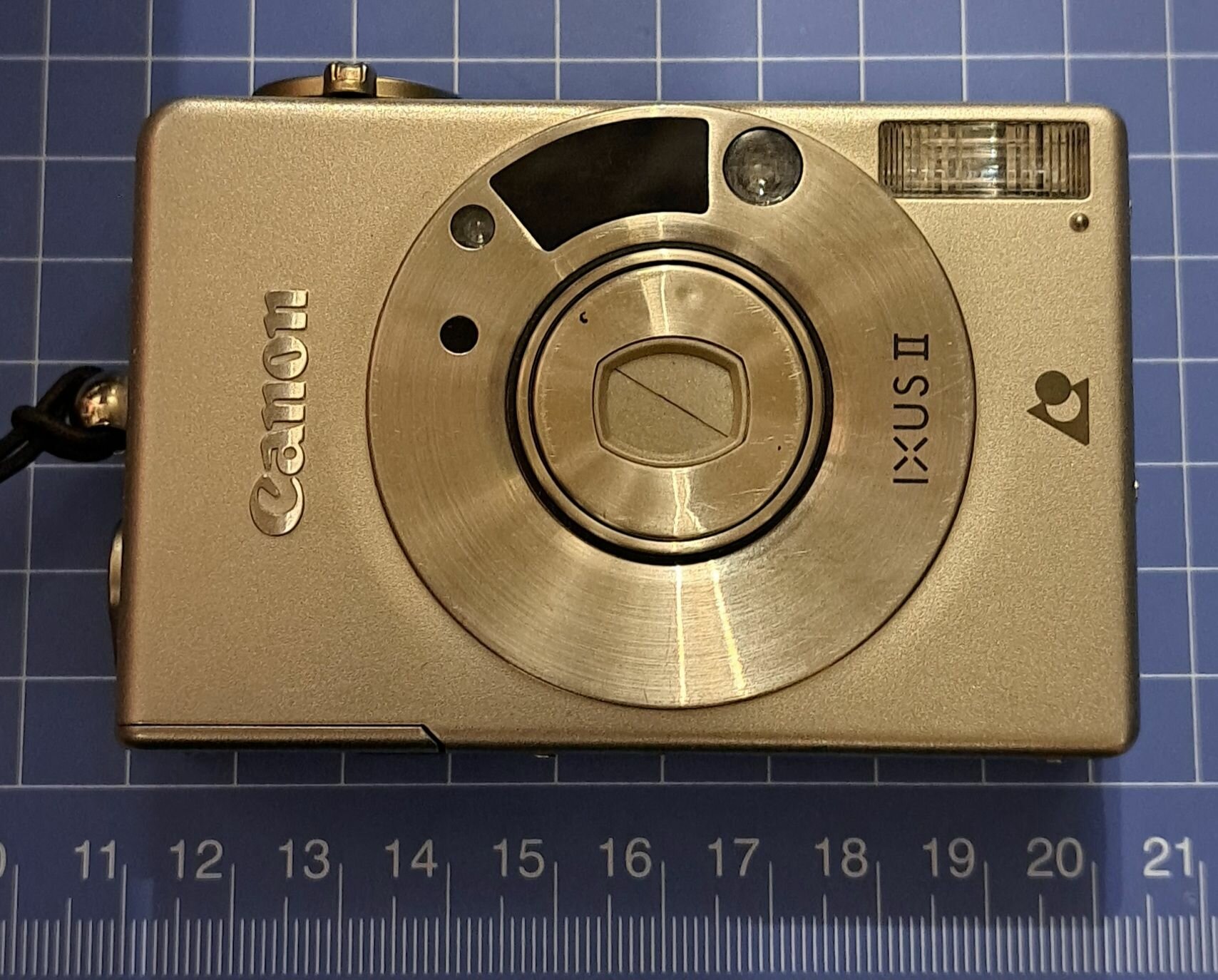 Камера Canon IXUS II