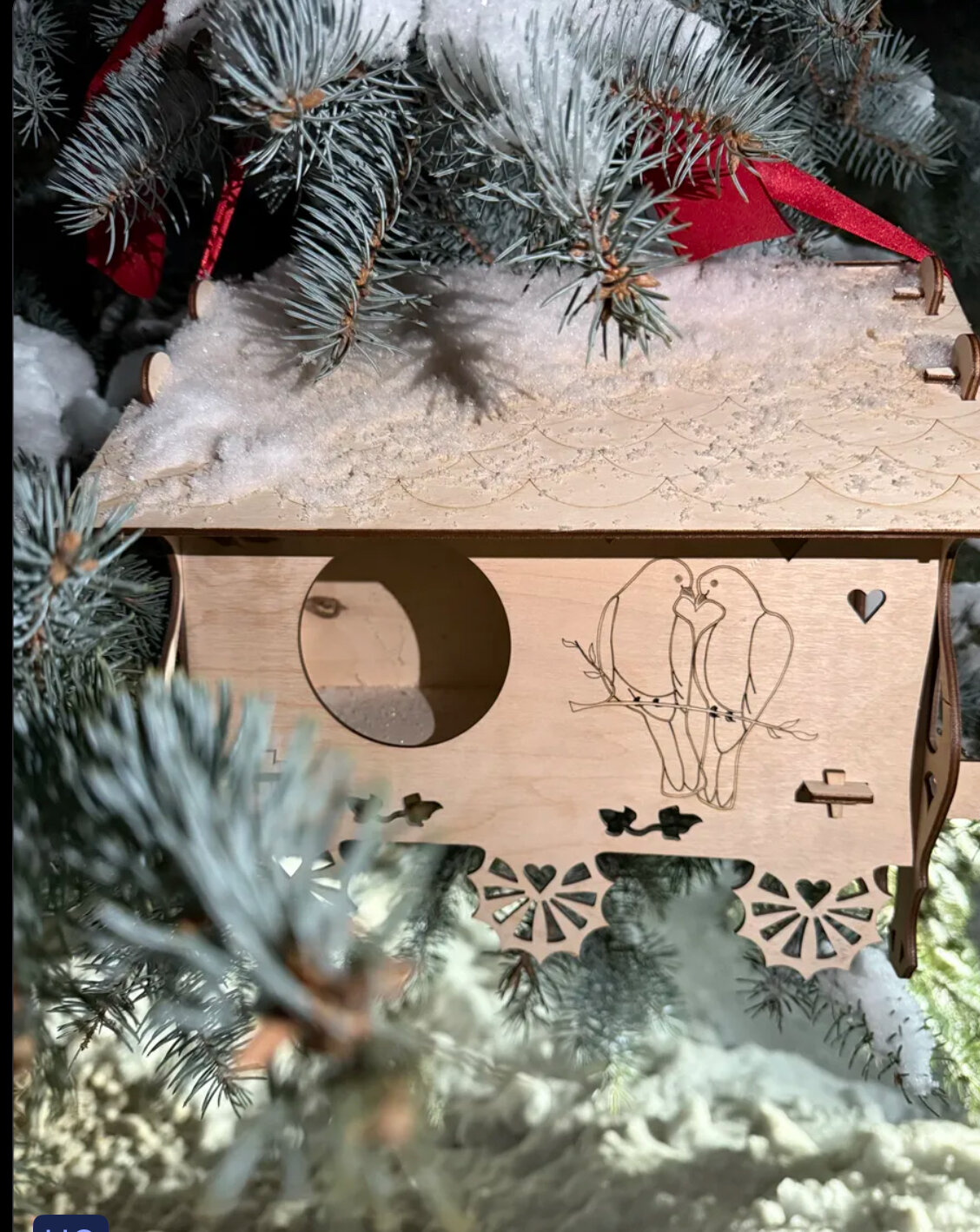 Кормушка для птиц, фанера, треугольная, 32x28x28 см, бесцветная, одна шт.