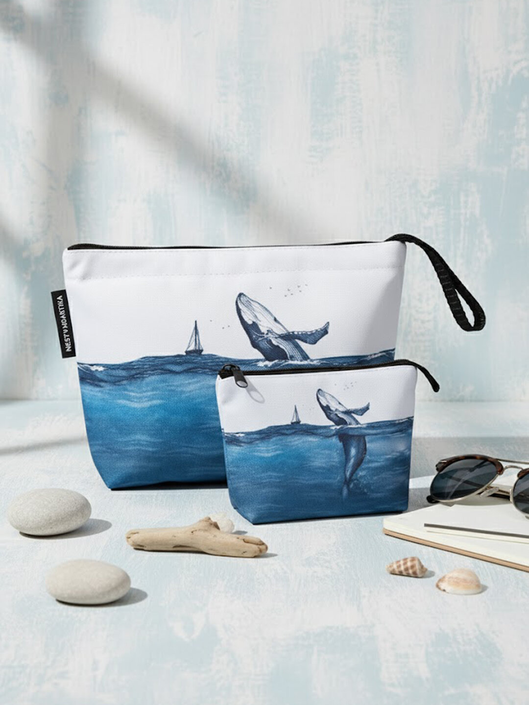 Комплект косметичек