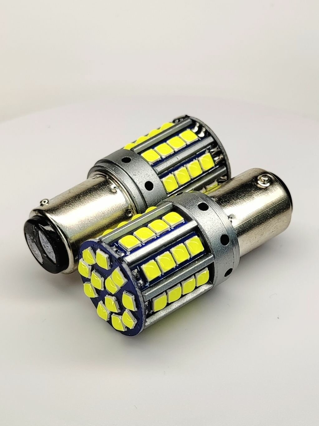 2шт LED лампы 12-24V белые P21/5W LED (canbus BAY15D 1157) чипы 3030 44SMD 3D, для легковых грузовых автомобилей, спецтехники, мотоциклов