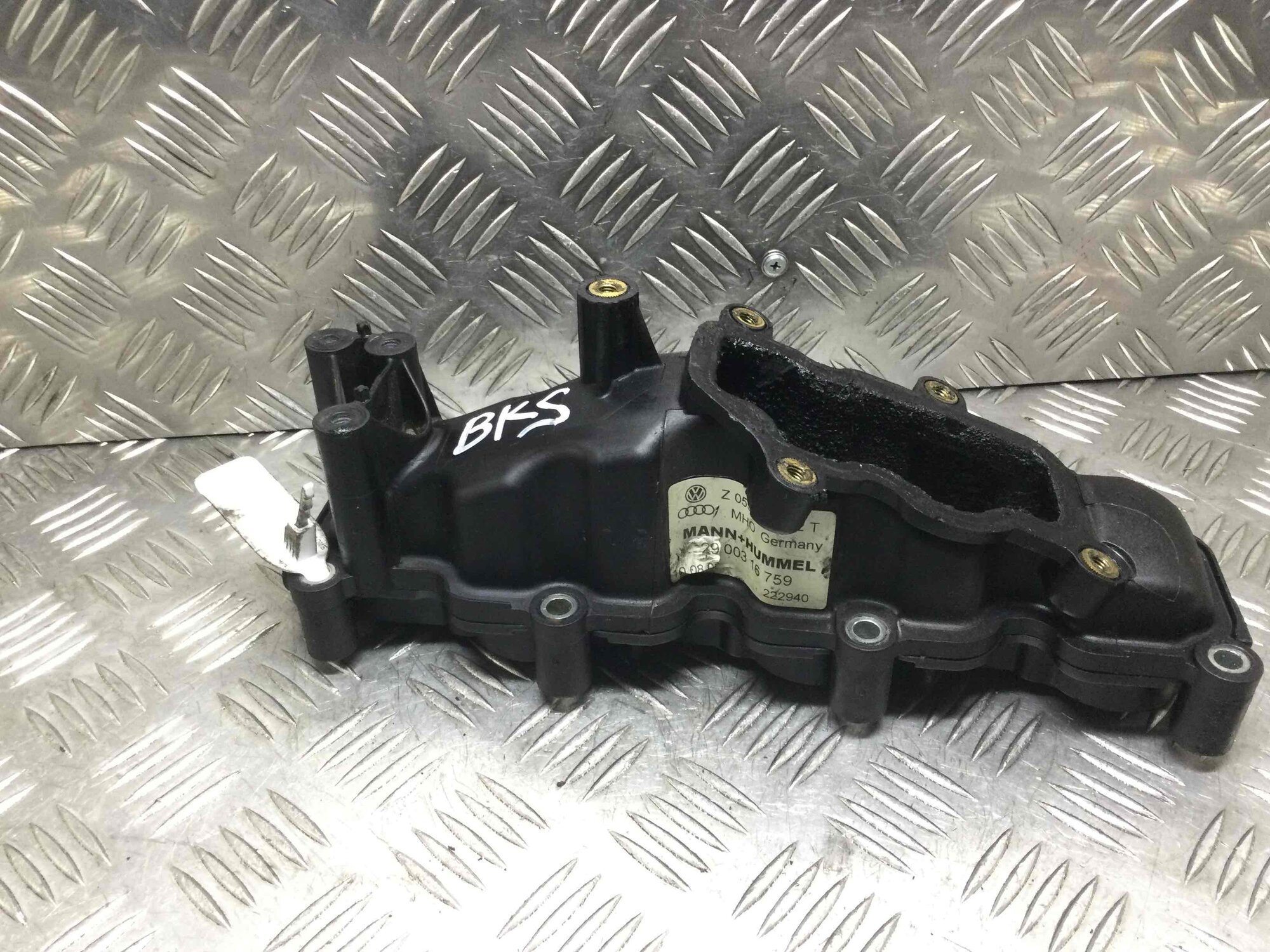 Б/У Коллектор впускной Volkswagen Touareg 1 поколение 2002-2007 2008 г.