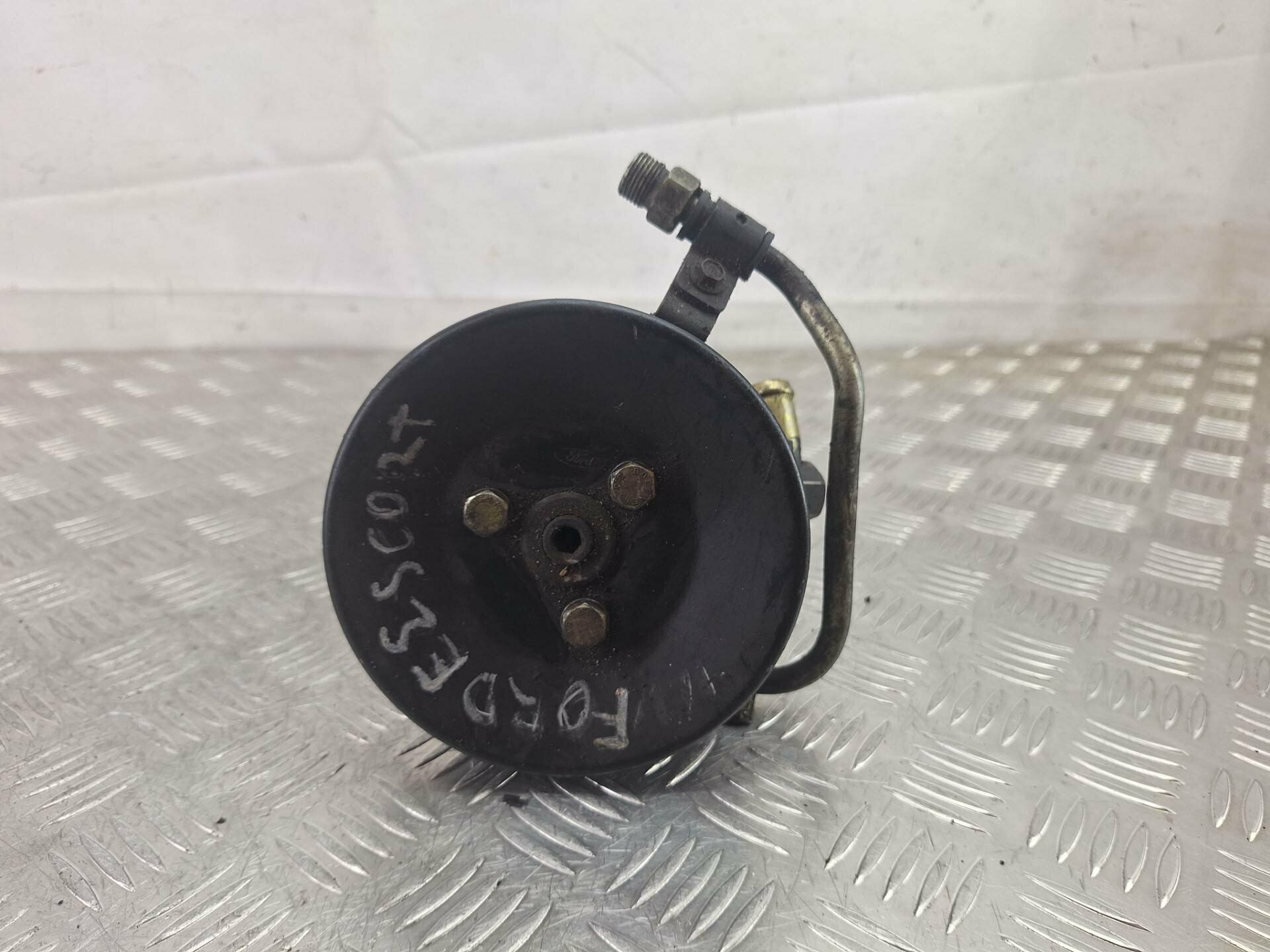 Насос гидроусилителя руля Ford Escort 5 рест. (1991 - 1996) 91SF3A733AA