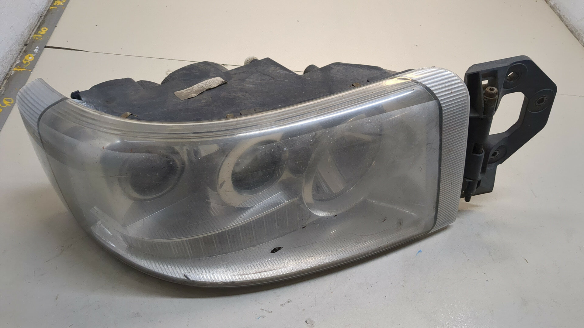 Фара (передняя) правая Renault Premium DXI Б/У