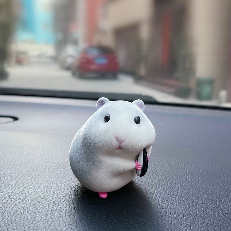 Статуэтка Хомяк на панель авто, игрушка, украшение, талисман изобилия для машины, фигурка для дома и техники