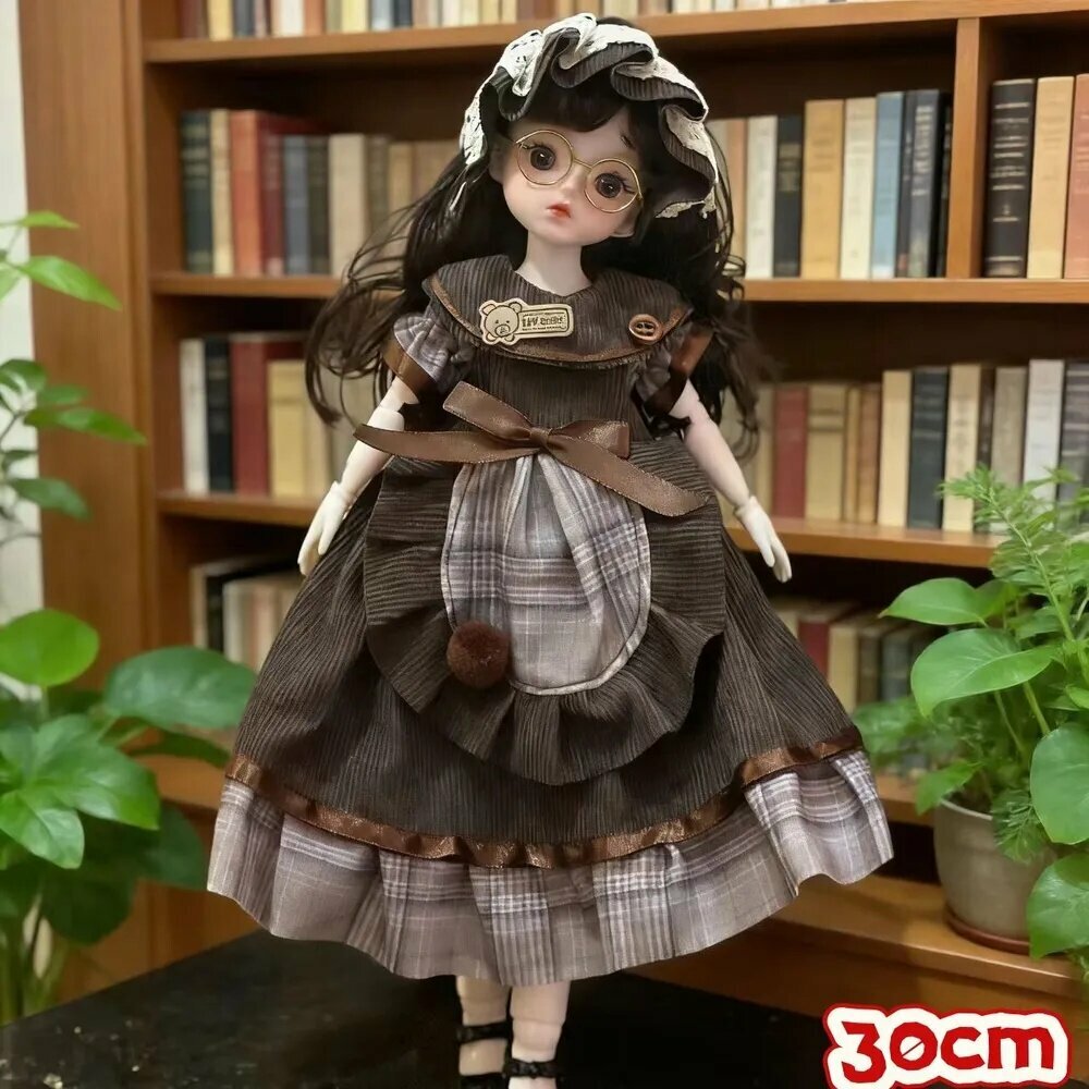 Кукла BJD в принцесском наряде
