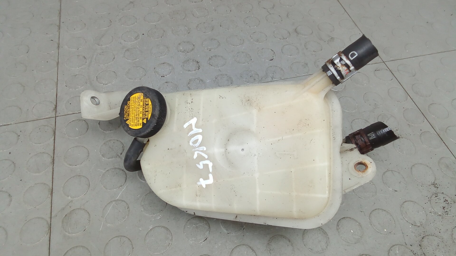 Бачок расширительный TOYOTA AURIS E180, Номер 164800D030, 1647537010