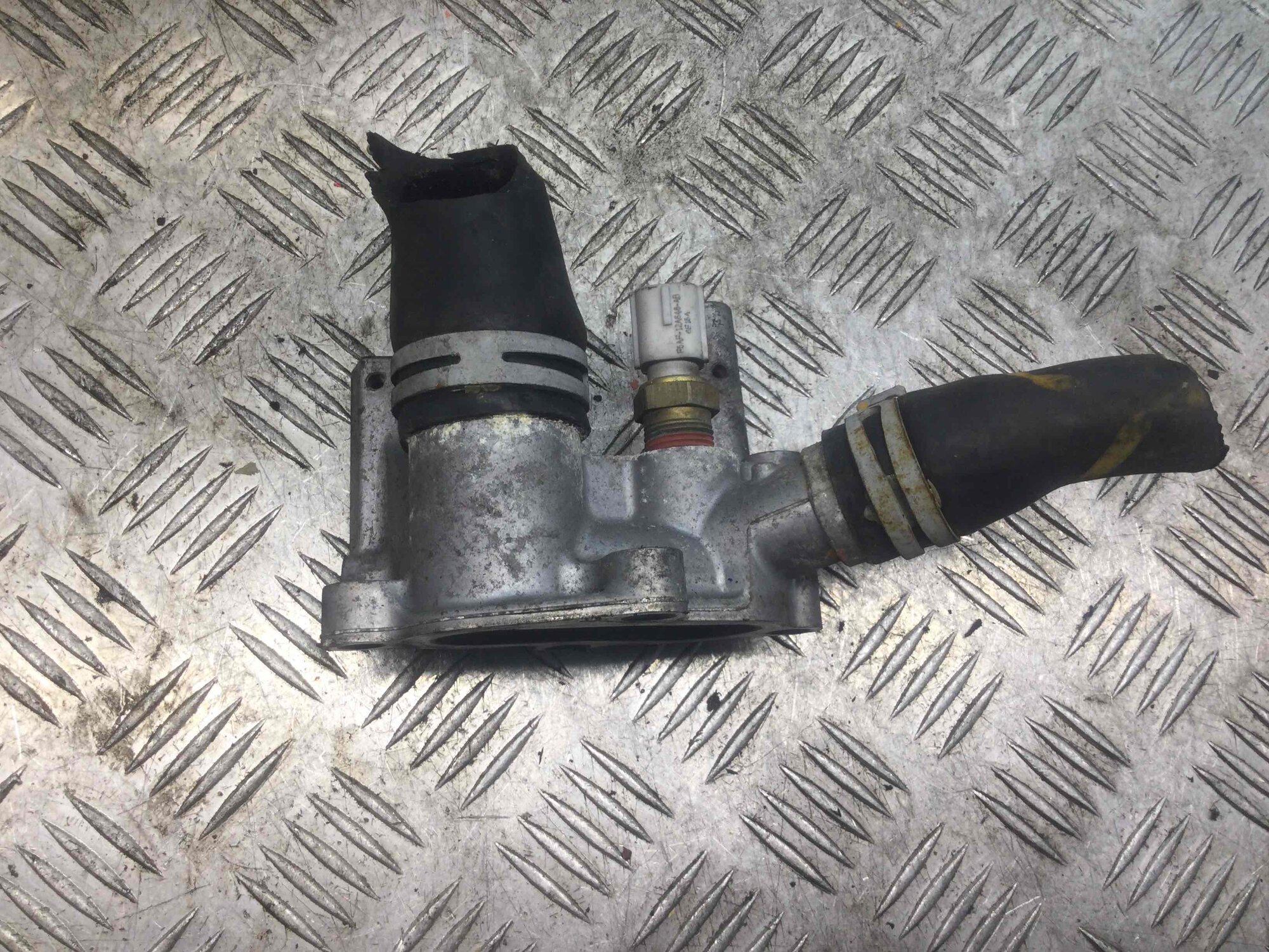 Б/У Кронштейн Ford Focus 2 поколение (2005-2008) 2005 г.