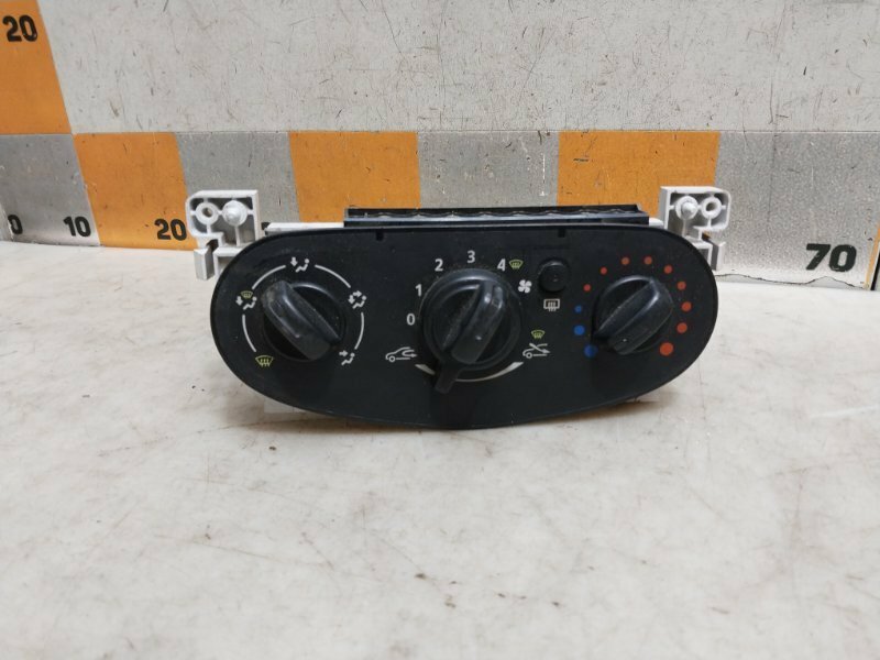 Б/У После 2009 года Блок управления отопителем Renault Logan 1 481508 RENAULT арт. 6001551698