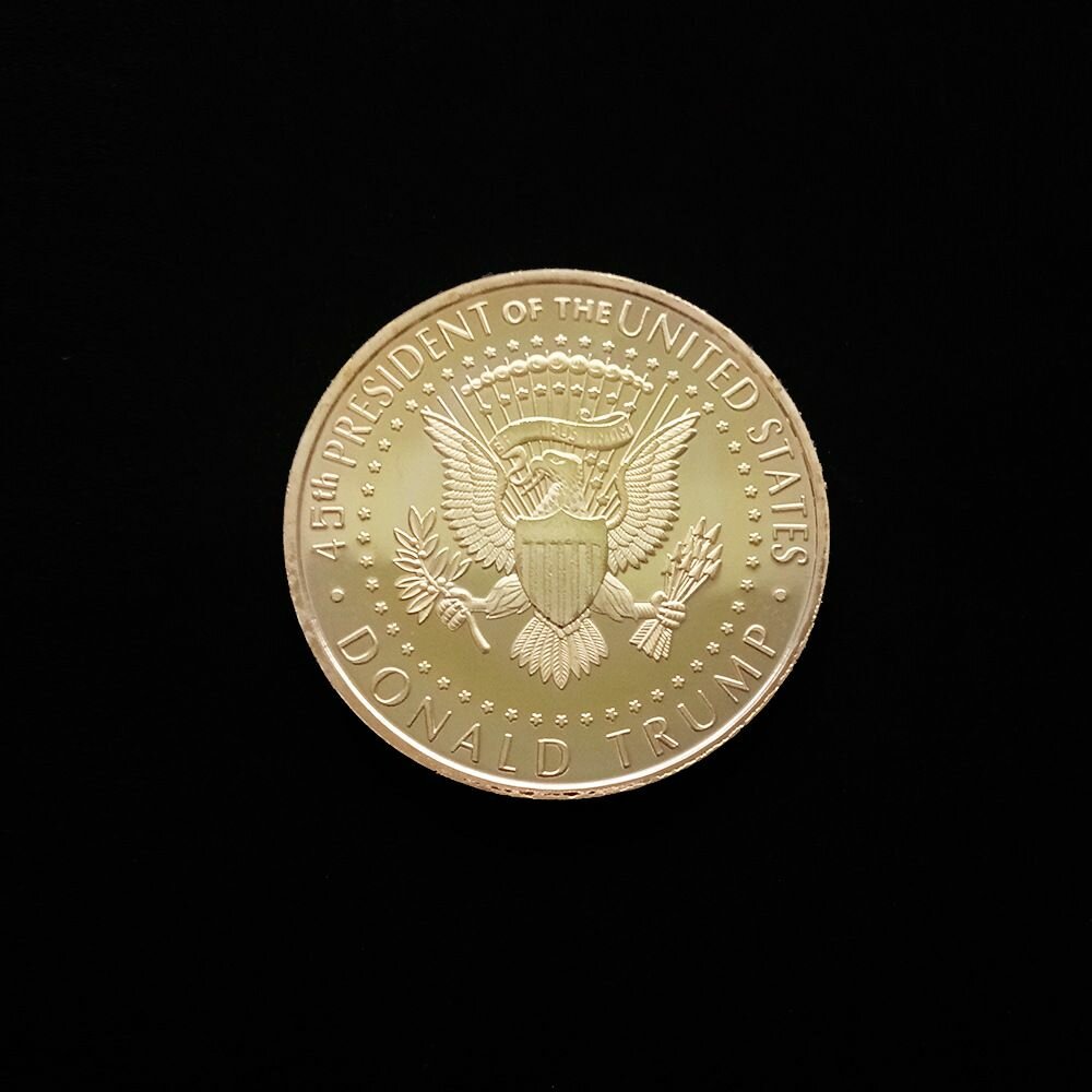Памятная монета "Трамп 2017", цвет золота