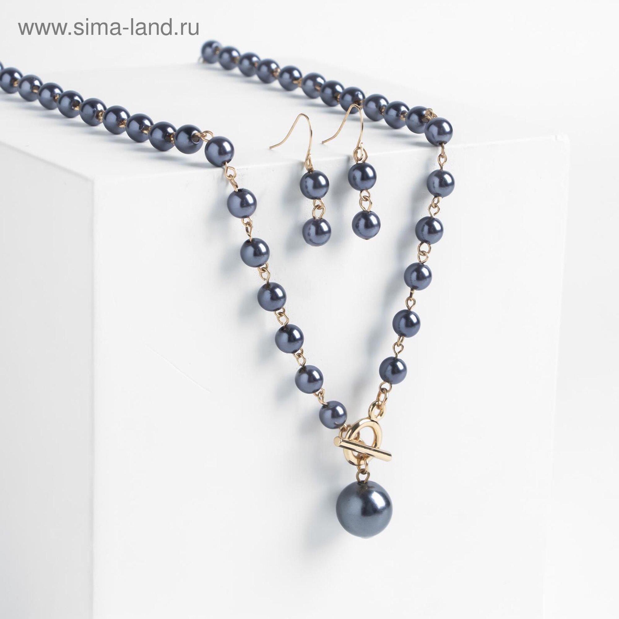 Комплект бижутерии: колье, серьги, жемчуг имитация