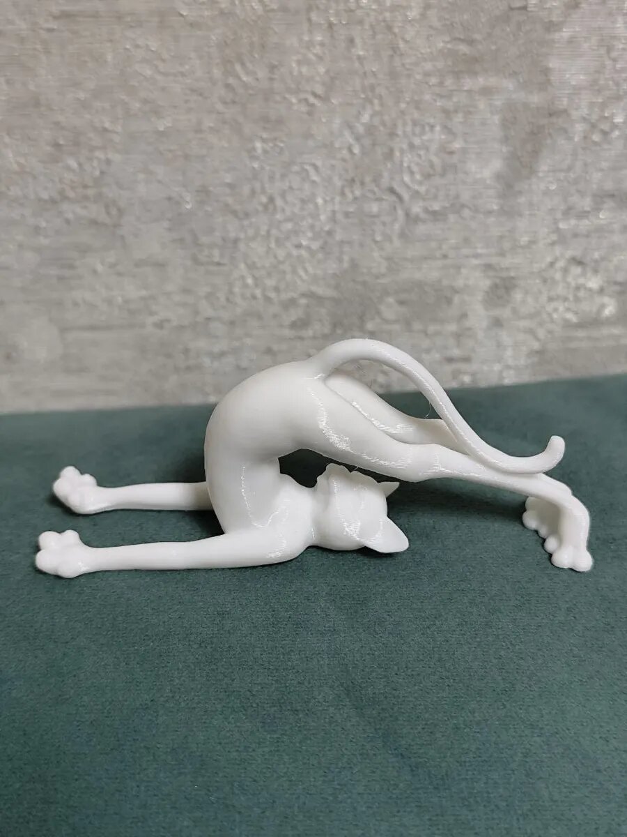 Кот йог 3D фигурка