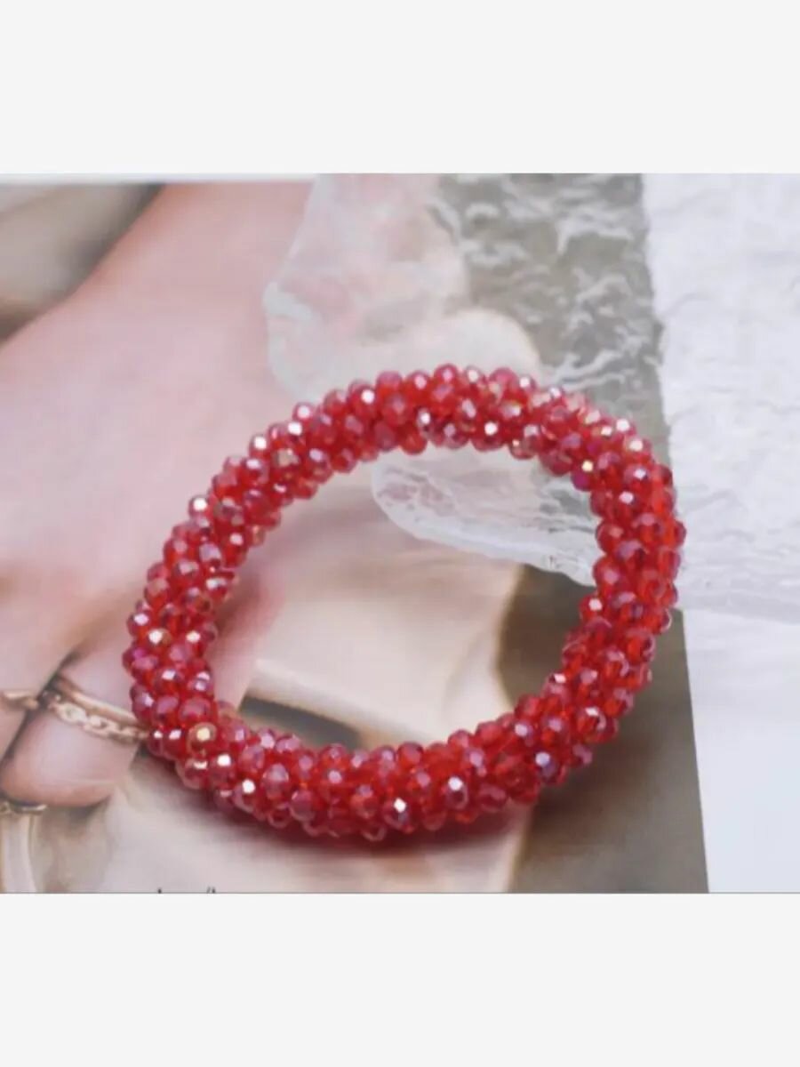 Резинка для волос - браслет красная с кристаллами