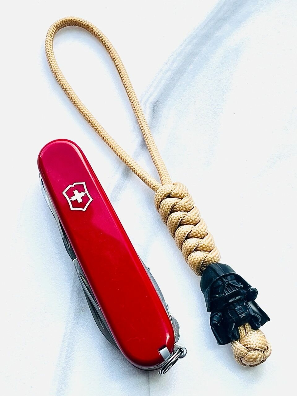 Темляк брелок для ножа "Дарт Вейдар"