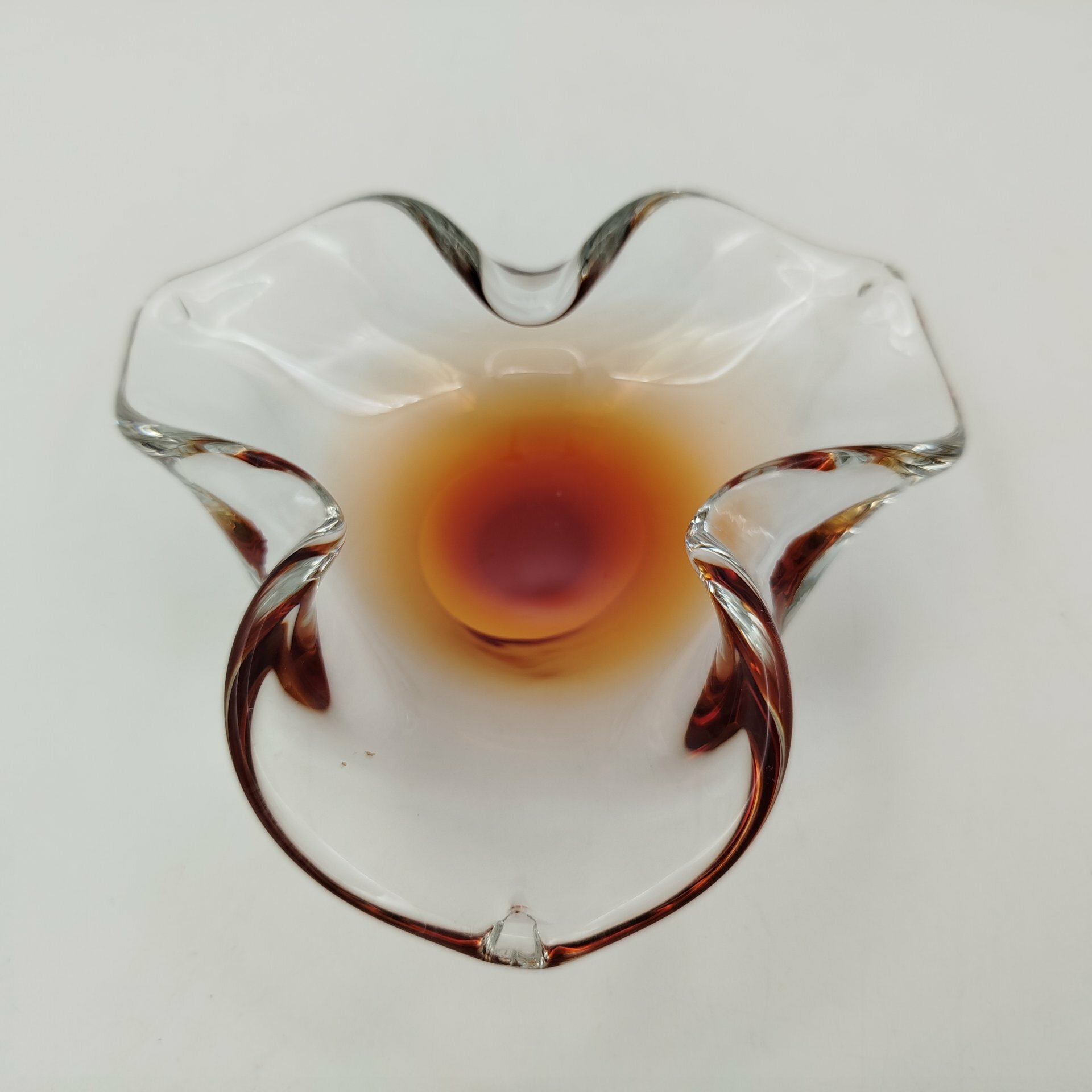 Пепельница с янтарным подтоном, стекло, гутная техника, Чехословакия, 1970-1990 гг.