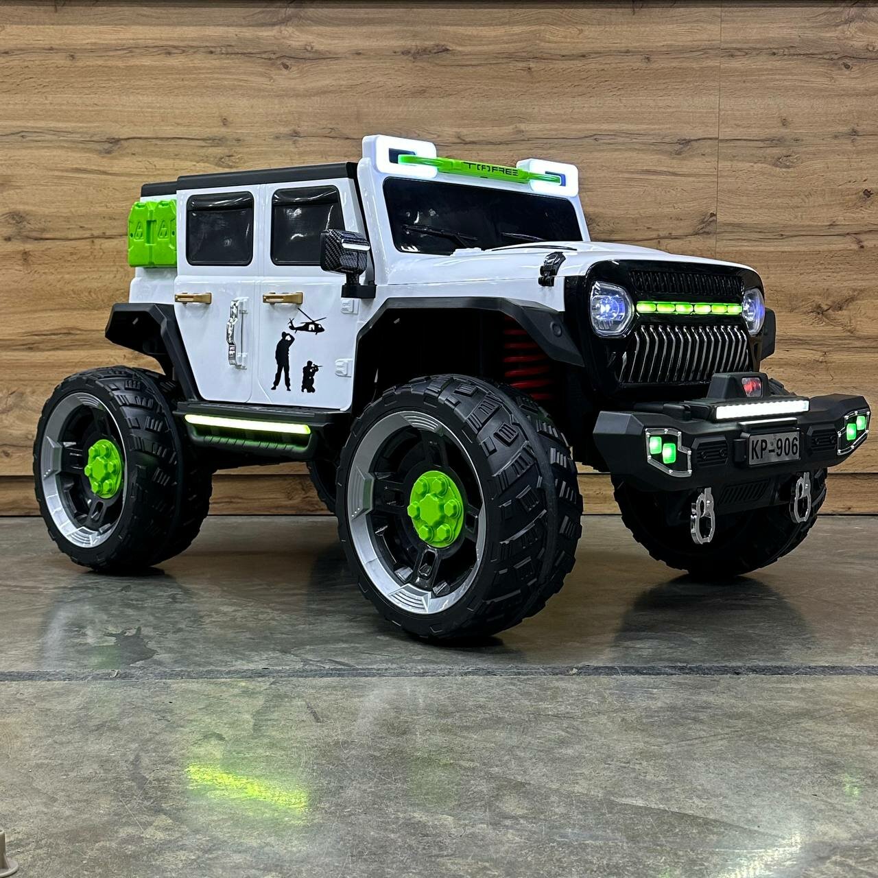 Детский электромобиль Jeep KP-906, цвет белый, световые и звуковые эффекты