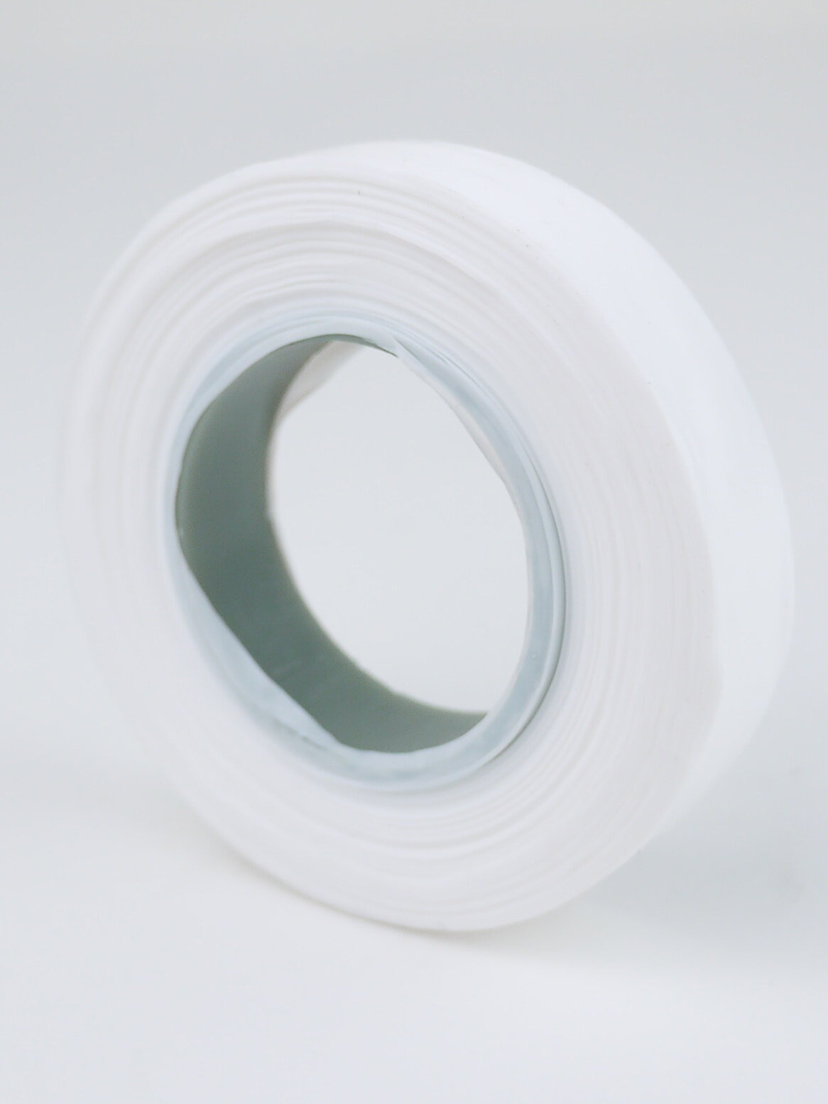 Фум лента 15 мм (1 штука)