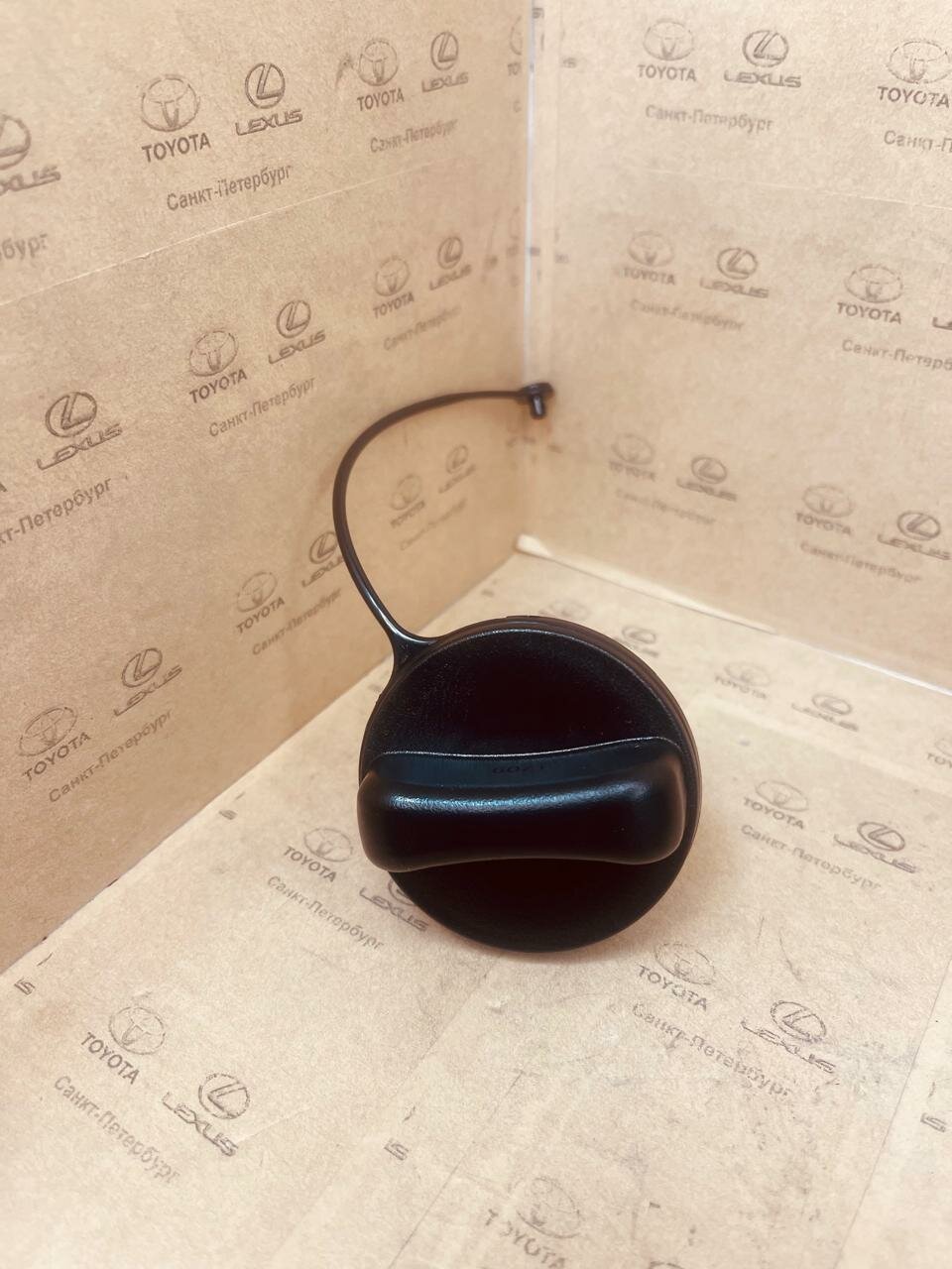 172515XA0A Крышка бензобака Nissan