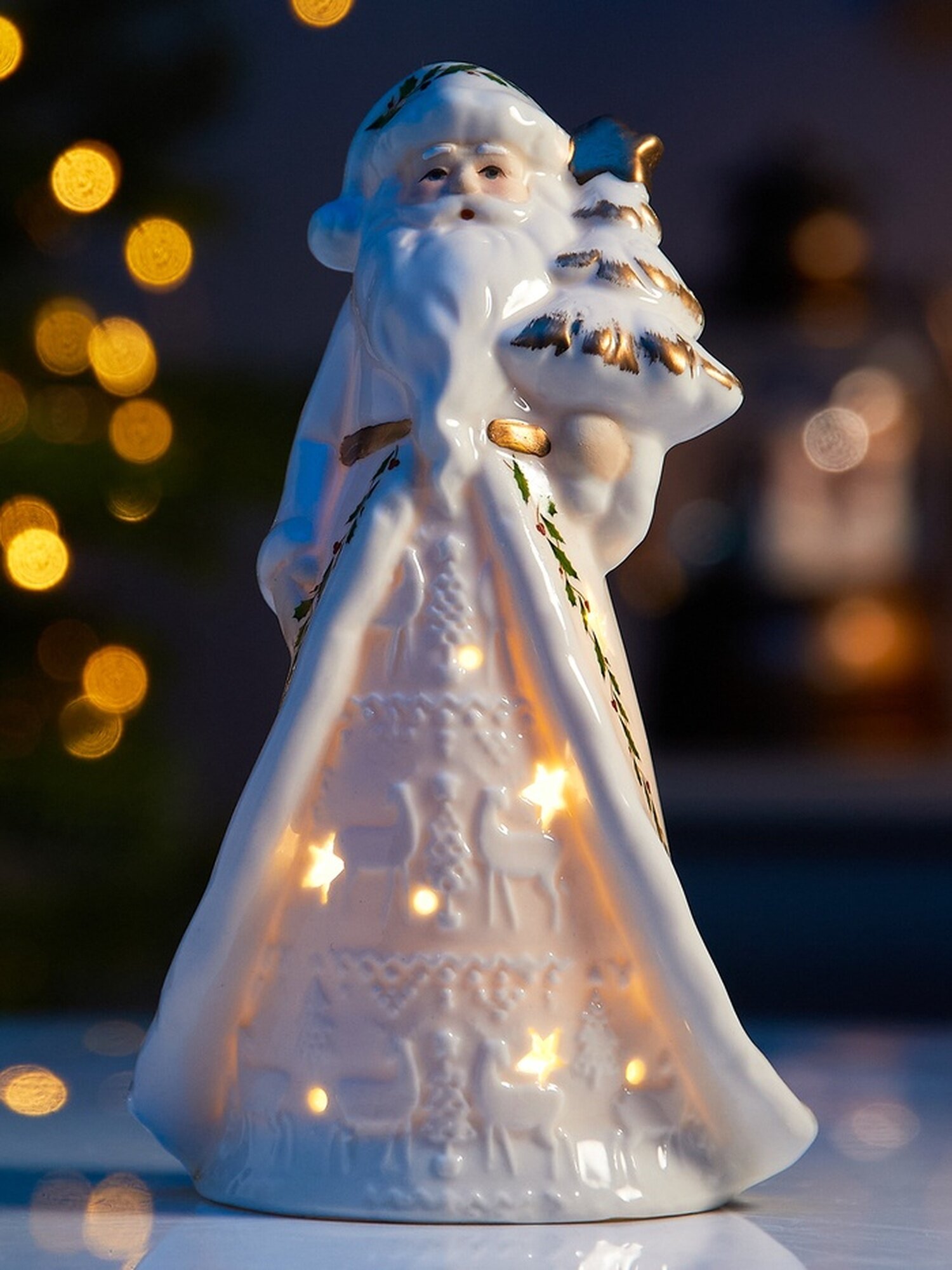 Светодиодная фигура "Дед Мороз в тулупе" 15.7х7.4х5.8, 1 LED, LR44x3(в компл.), Т/белый