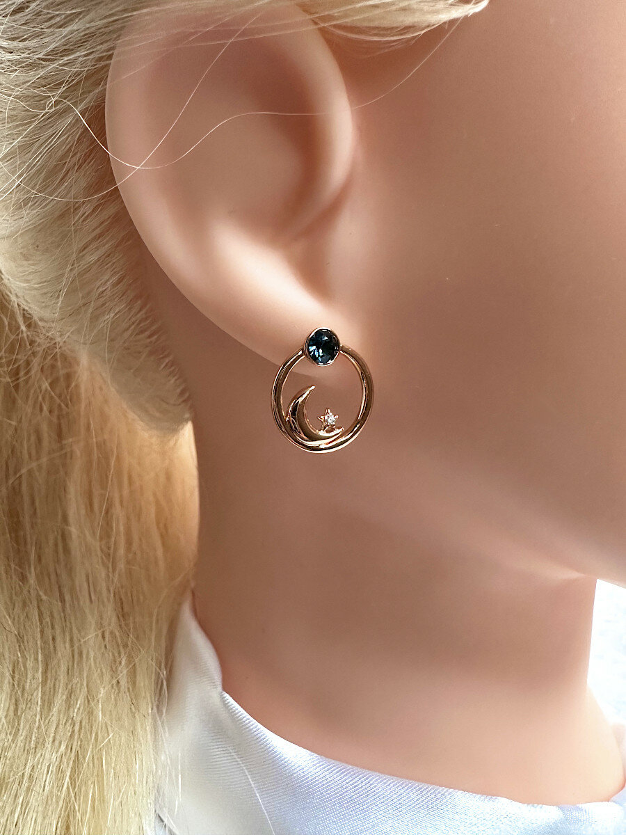 Серьги пусеты, кристаллы Swarovski, циркон