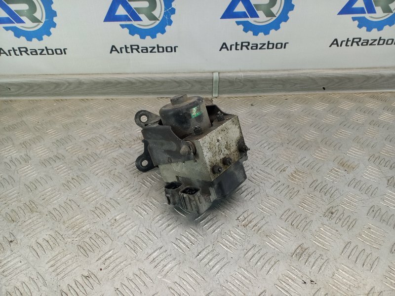 Б/У Блок ABS (насос) Toyota Estima Lucida 1 / Тойота Эстима Лусида 1 2.2 3CTE 105Л.С 1999