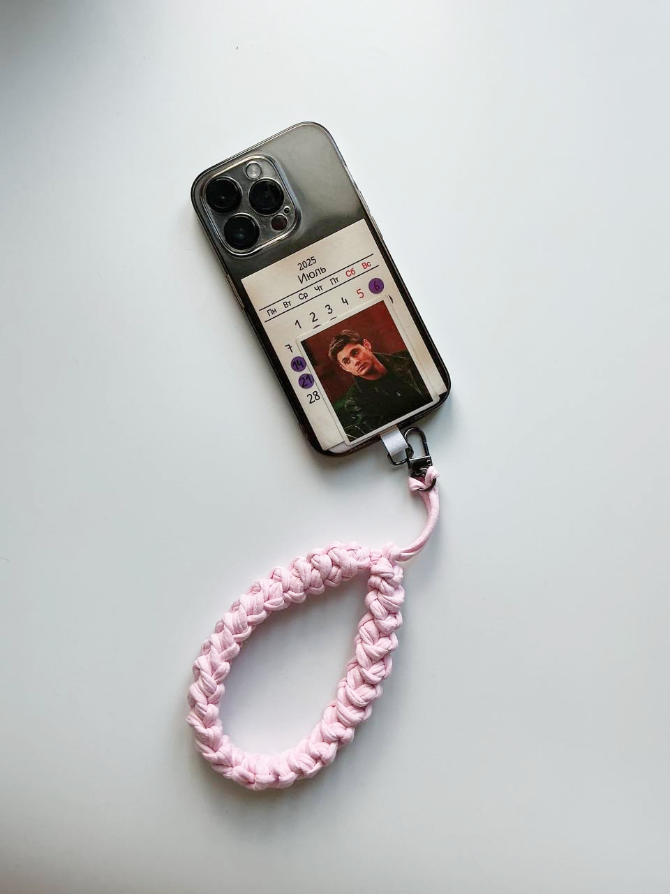 Шнурок розовый roro bags, для телефона, ручная работа, трикотажная пряжа