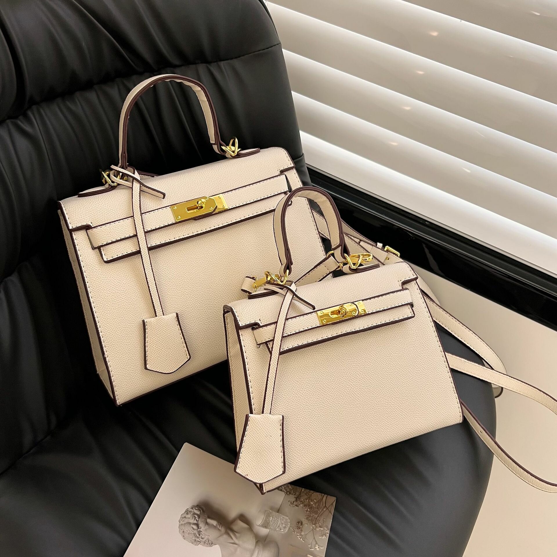 Сумка мессенджер