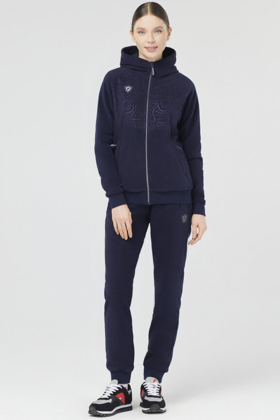 Костюм спортивный