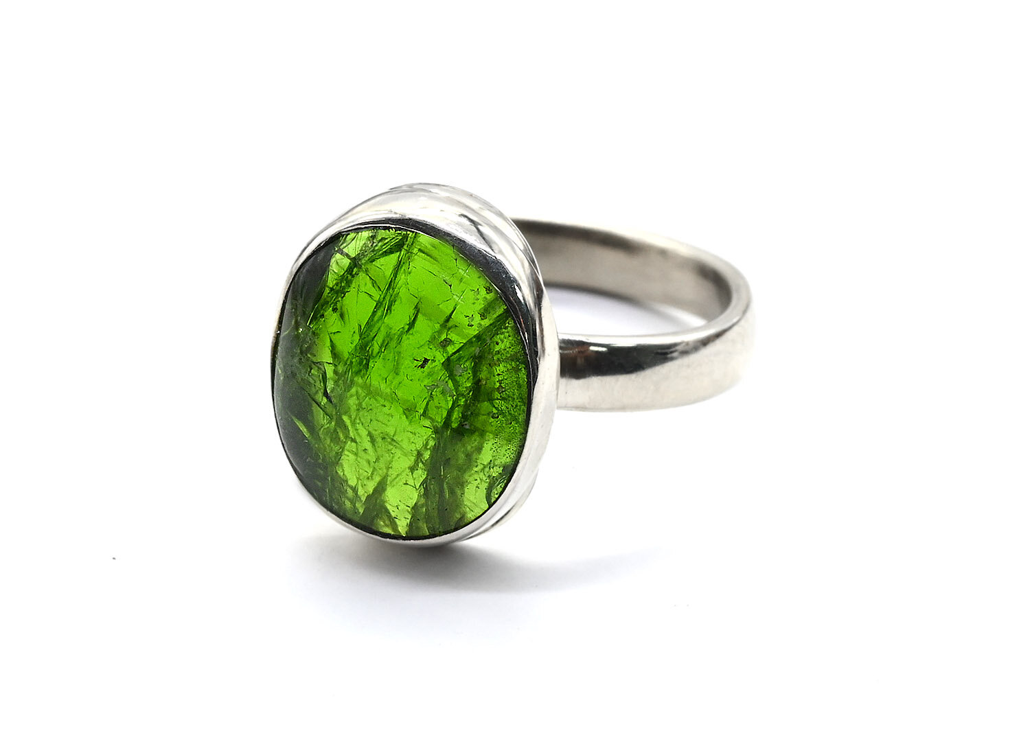 Кольцо, хромдиопсид