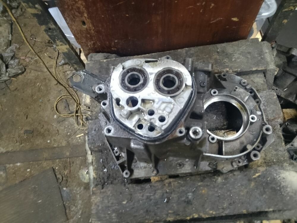 Картер КПП рено логан JH3057 8200653754