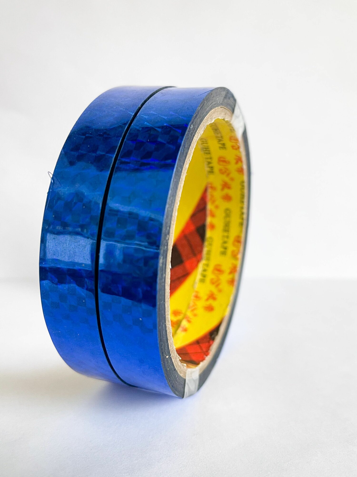 Лента голографическая декоративная клейкая 30 м