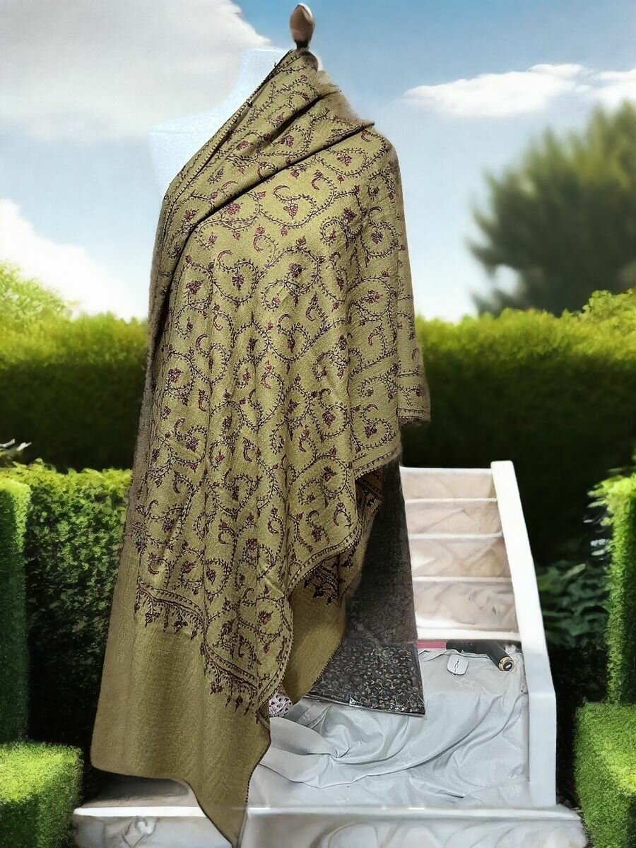 Палантин Осень-зима 2025 для женщин