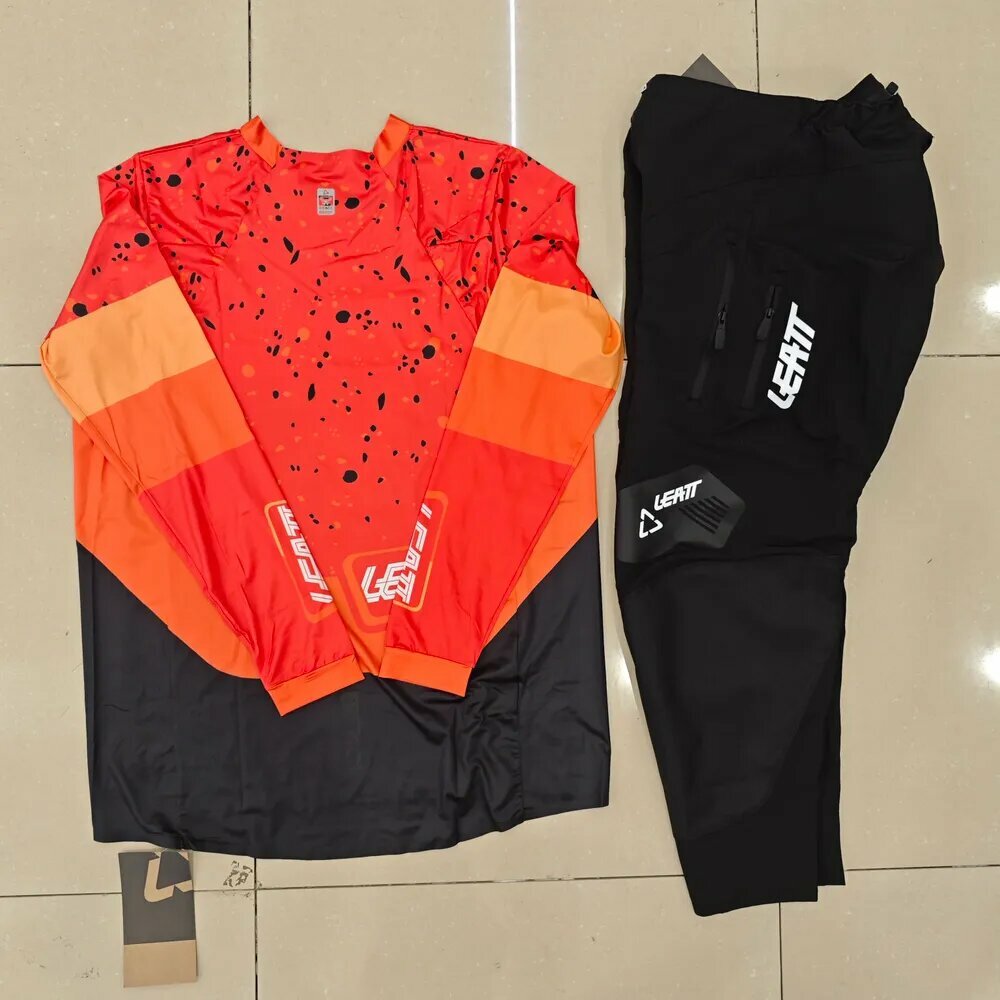 Мотокостюм для мотоциклистов: толстовка и брюки с защитными вставками (размеры S-XXL) — фото 1