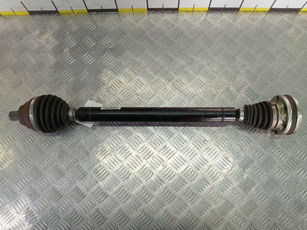 Привод передний правый Б/У для AUDI A3 (8V) 2016-2019 5Q0407272E