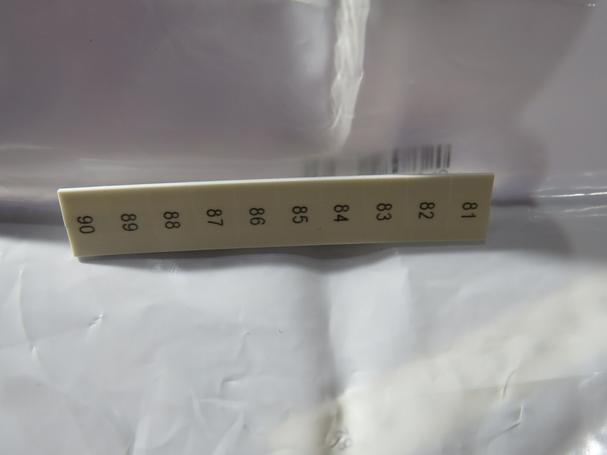 Маркировочная планка Zack ZB 6, QR: FORTL. ZAHLEN 81–90 от бренда Phoenix Contact, арт 1051029:0081, 1 шт