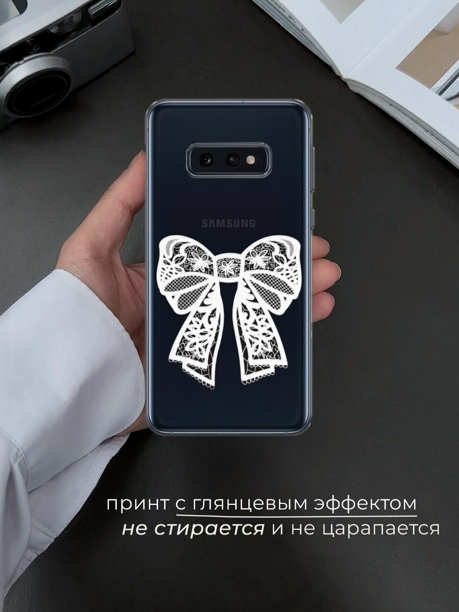 Чехол на Samsung Galaxy S10E / Самсунг Галакси S10E с принтом "Черно-белый бант 2" — фото 1