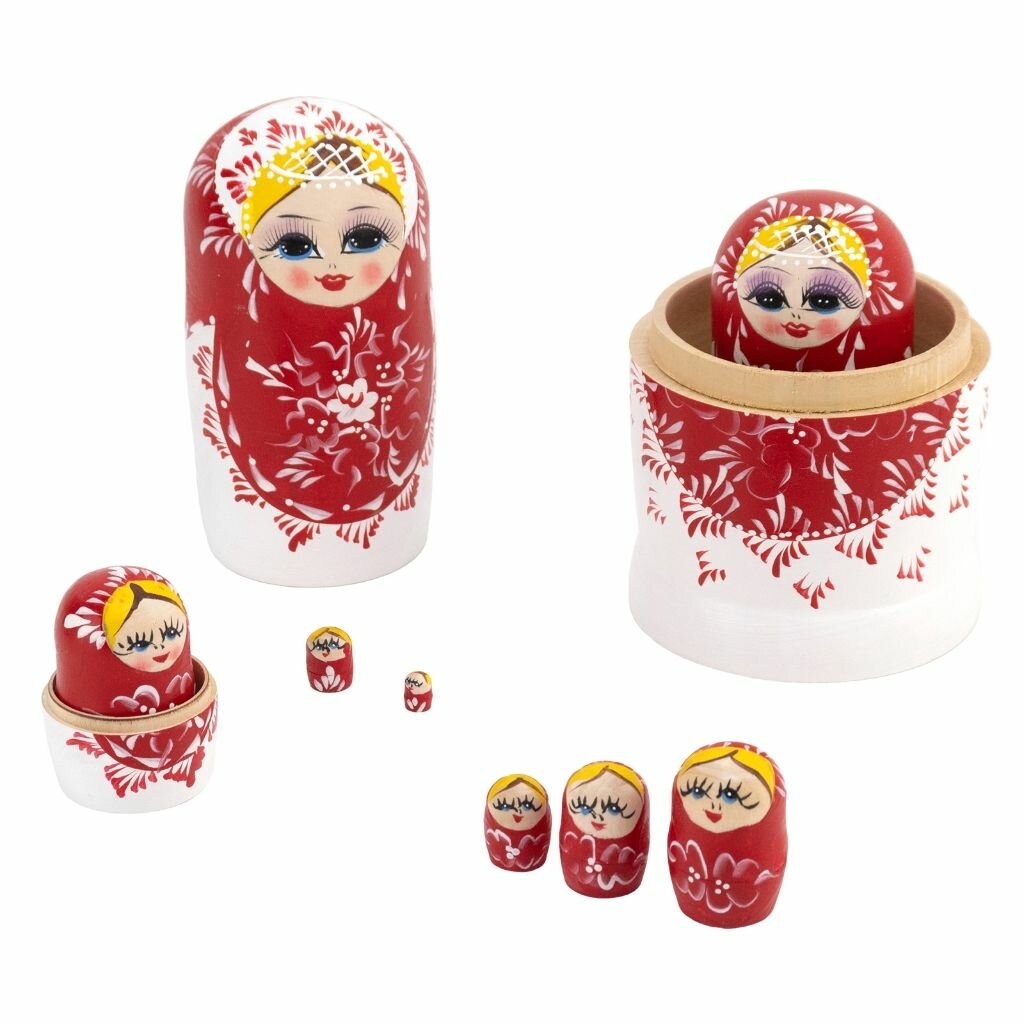 Украшение детской игрушки-матрешки из 10-слойного красного снега