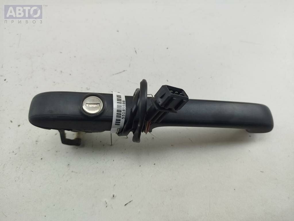 Ручка двери наружная передняя левая Volkswagen Passat B4
