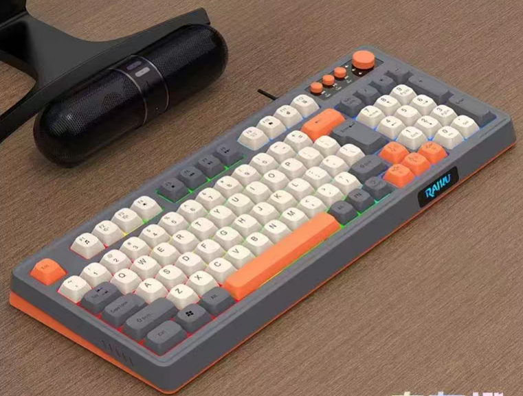 IO от Red Square проводная игровая клавиатура Redragon, английская раскладка, бело-серо-оранжевая