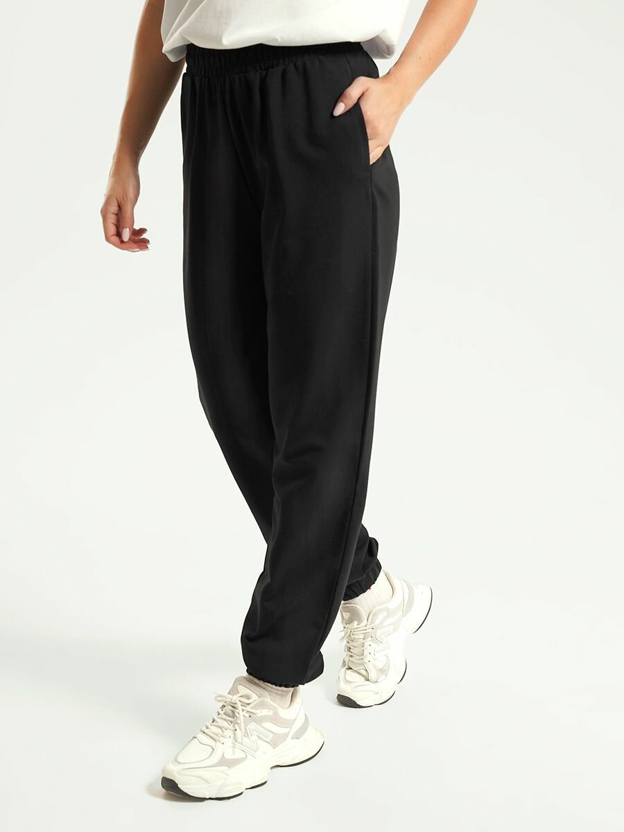 Брюки спортивные