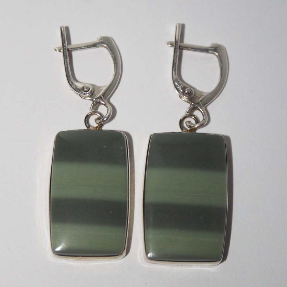 Серьги с подвесками, яшма