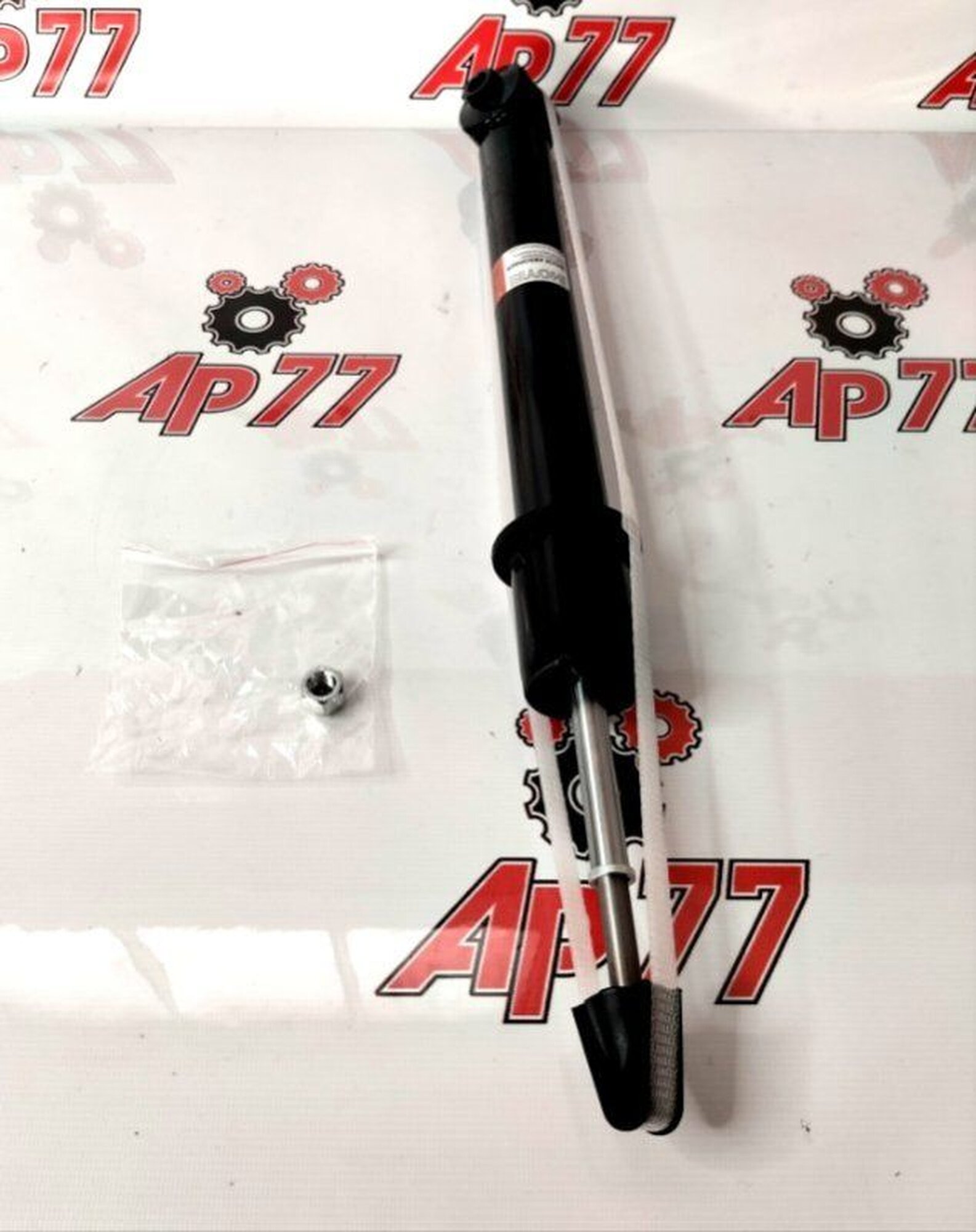 Амортизатор Hyundai Solaris 55310H5000, левый/правый, задний, 1 шт.