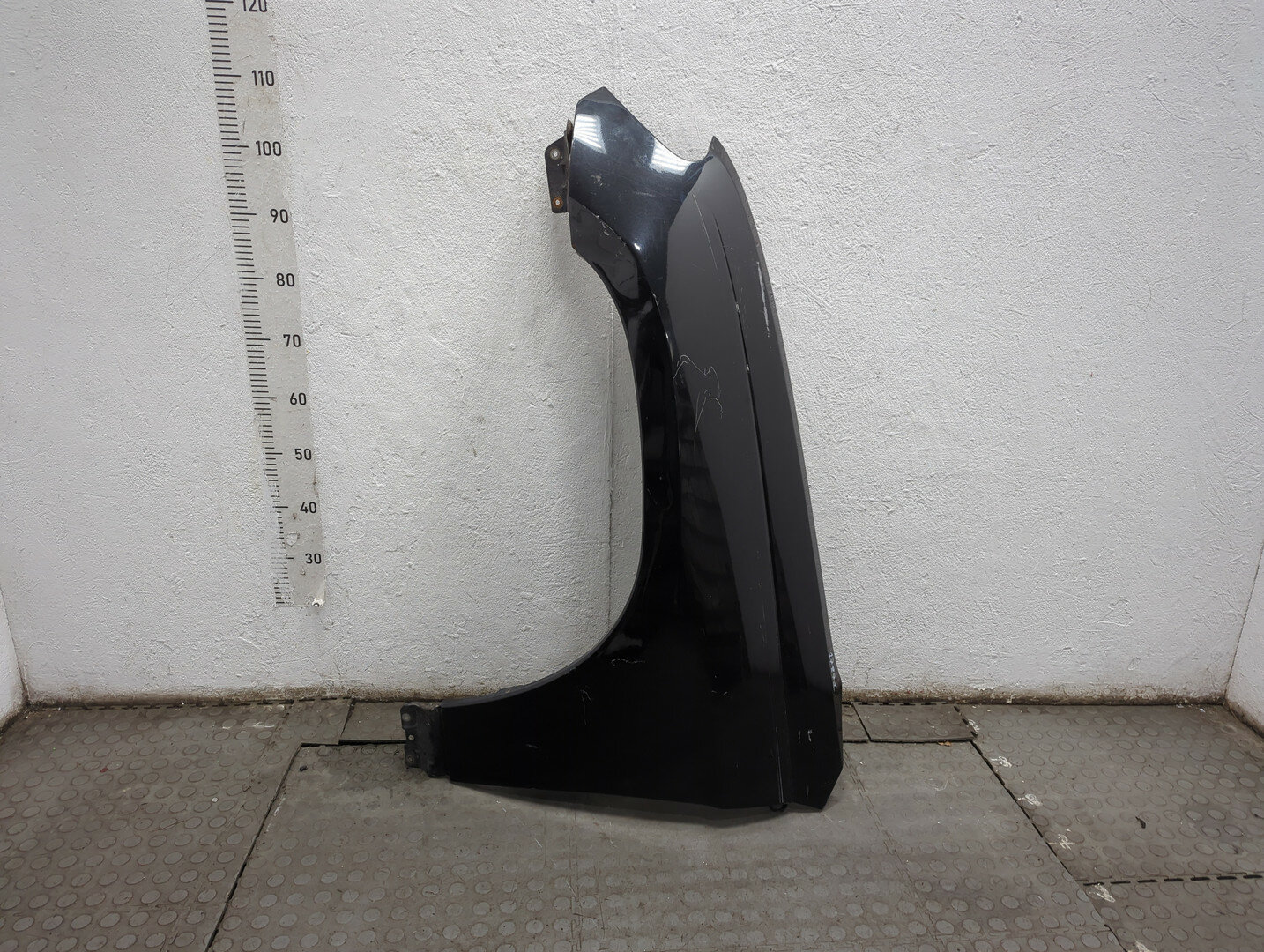 Крыло левое переднее Chrysler Pacifica Б/У