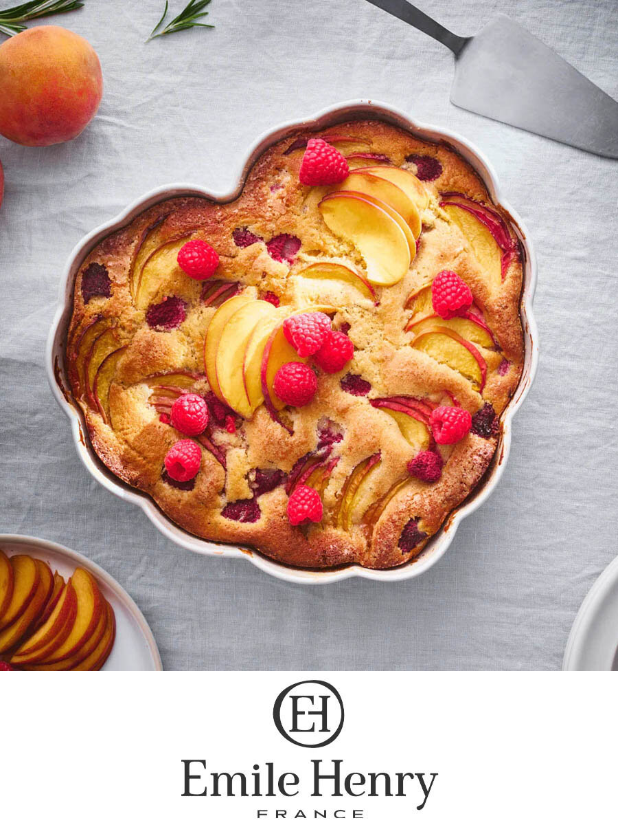 Форма для выпечки Emile Henry Сердце с волнистыми бортами 26,5 см, цвет крем