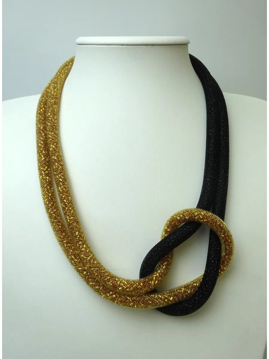 Колье, бисер