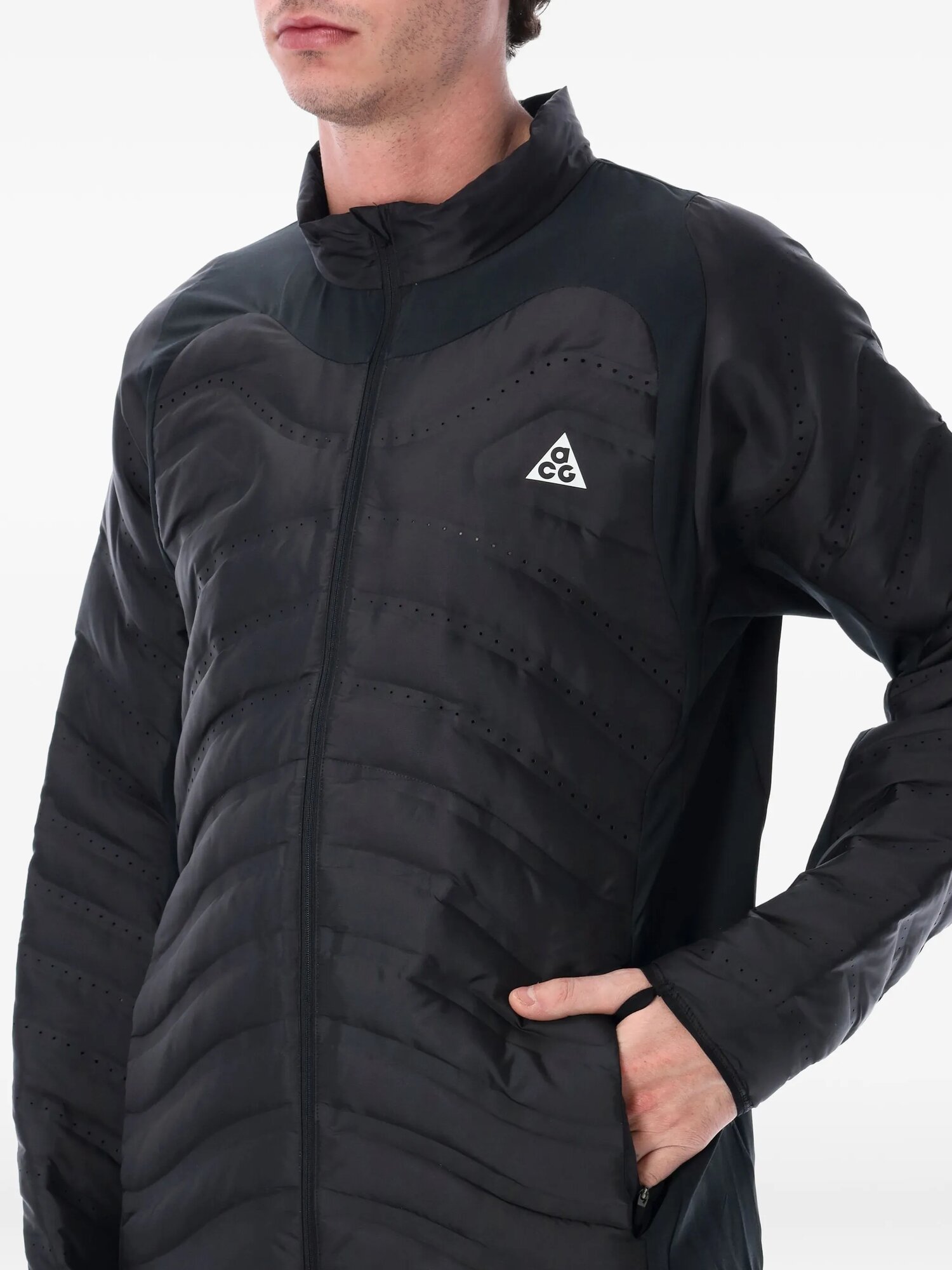 Куртка NIKE Laser cut detail padded jacket, размер M, black/black — фото 1