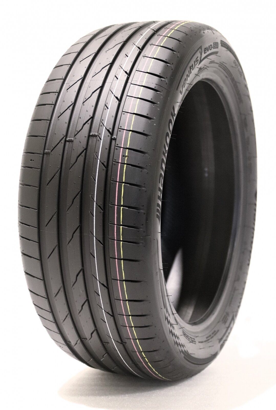 Шины HANKOOK Ventus evo SUV K137A, летняя, 295/40, RZR20, TL, 110Y, высота профиля 40